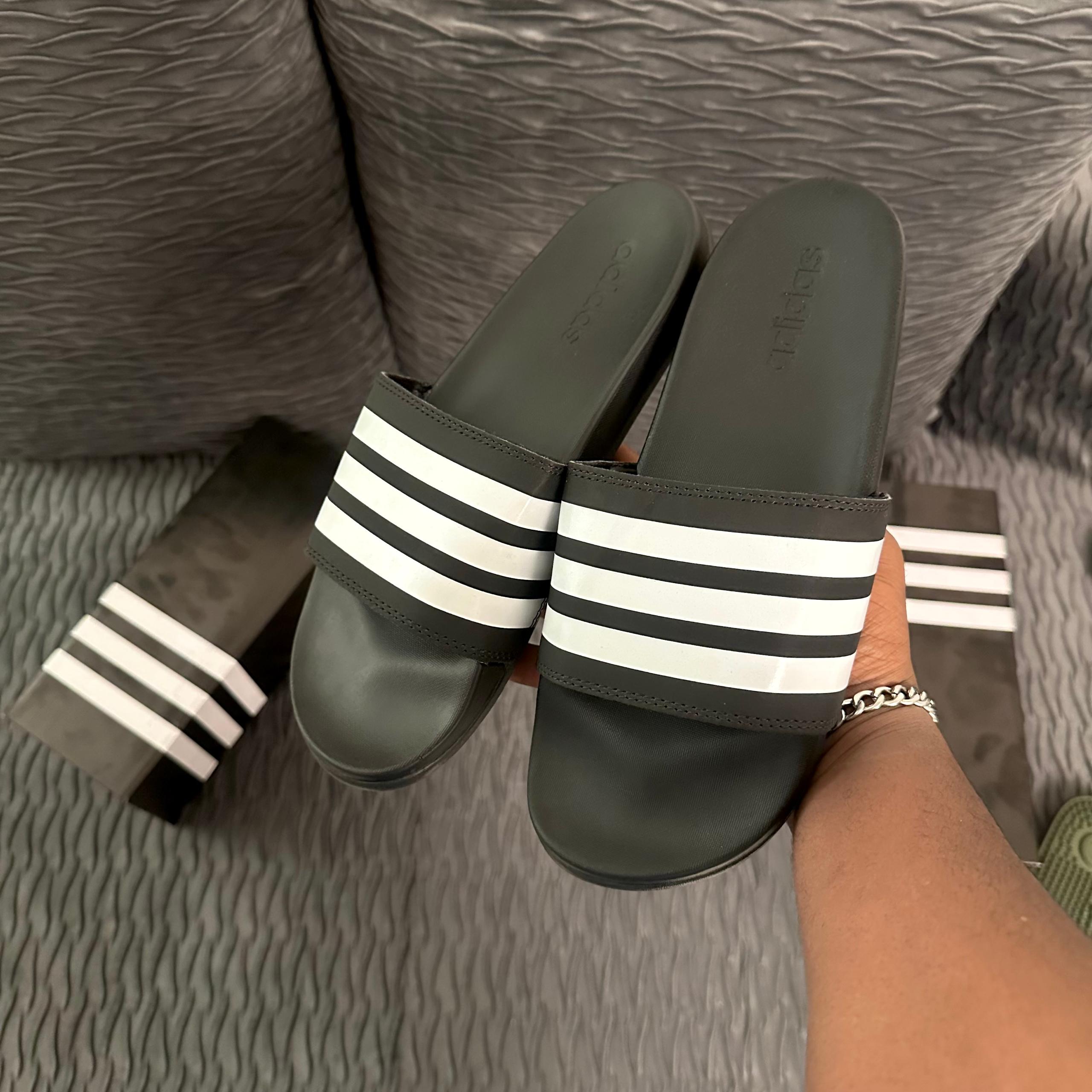 ADIDAS ADILETTE COMFORT SLIDES -CLOUD FOAM - Shoppashub | Flutterwave Store
