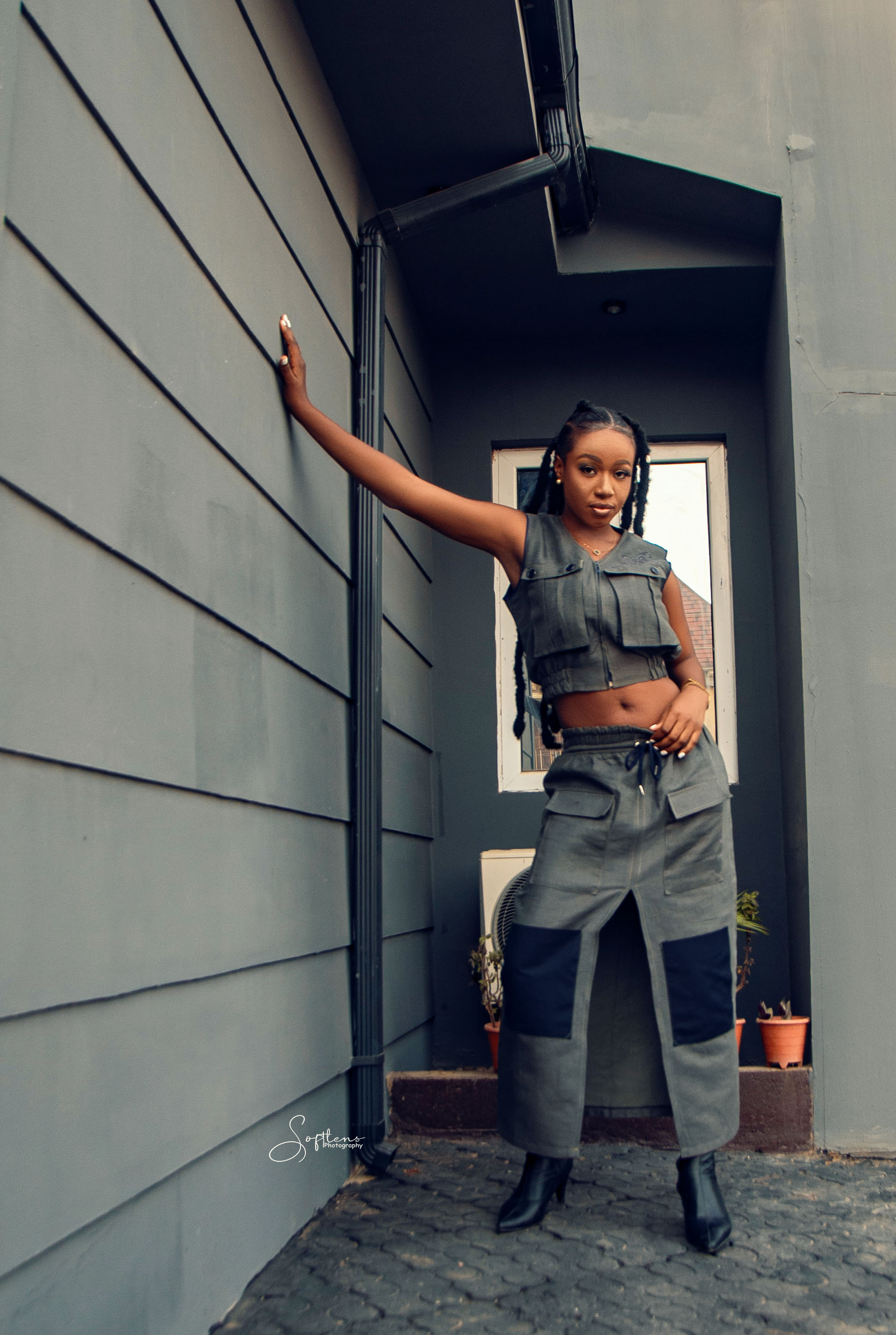Utility vest with a combat skirt - Guerilla The Brand | Flutterwave Store